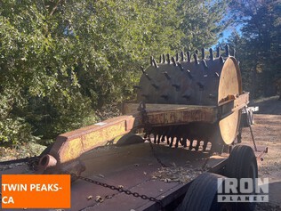 500 gallon Pull Behind Compactor in Twin Peaks, California, United ...