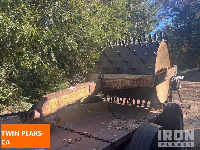 500 gallon Pull Behind Compactor in Twin Peaks, California, United ...