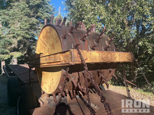 500 gallon Pull Behind Compactor in Twin Peaks, California, United ...