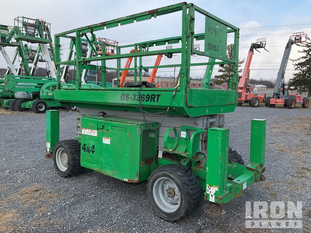 2013 Genie GS-3369RT Dual Fuel 4x4 Scissor Lift in Chambersburg ...