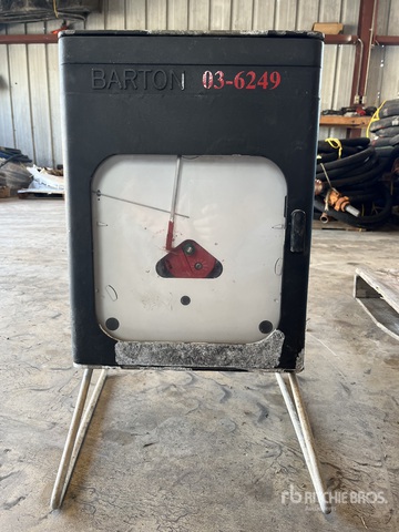 Barton Two Pen Pressure Temperature Chart Recorder in Morgan City ...