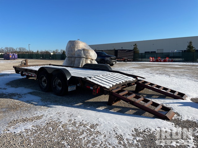 2006 Towmaster T-14DDB 19.5 ft T/A Equipment Trailer in Menomonee Falls ...