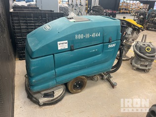 2017 Tennant 5680 Floor Scrubber in Springdale, Arkansas, United States ...
