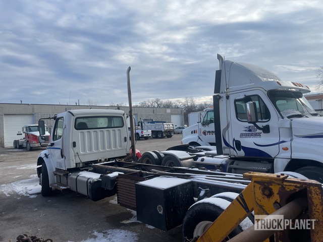 2014 Freightliner M2 106 4x2 Cab and Chassis in Rosser, Manitoba ...