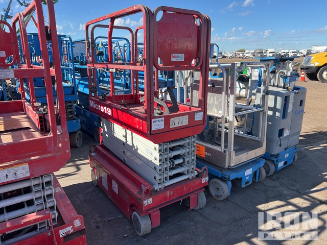 2018 MEC Micro19 Electric Scissor Lift in Phoenix, Arizona, United ...