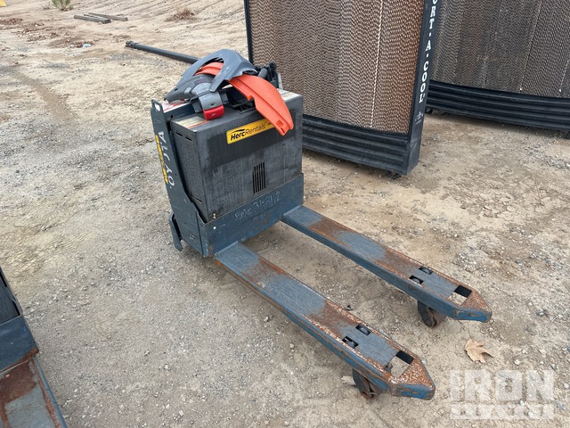 2021 Toyota 8HBW23 4500 lb Electric Pallet Jack in Perris, California ...