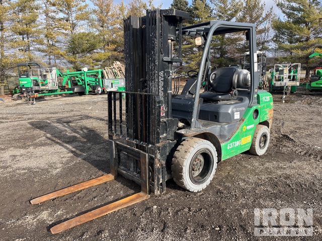 2014 Toyota 8FGU30 4900 lb Pneumatic Tire Forklift in Noblesville ...