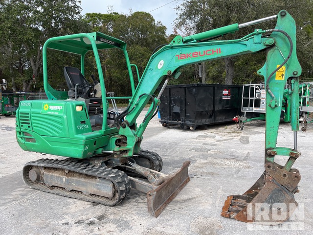 2014 Takeuchi TB228 Mini Excavator in Oldsmar, Florida, United States ...