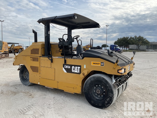 2017 Cat CW34 8 Wheel Pneumatic Roller in Waco, Texas, United States ...