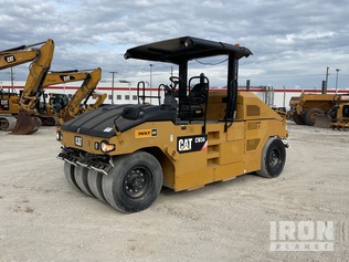 2017 Cat CW34 8 Wheel Pneumatic Roller in Waco, Texas, United States ...