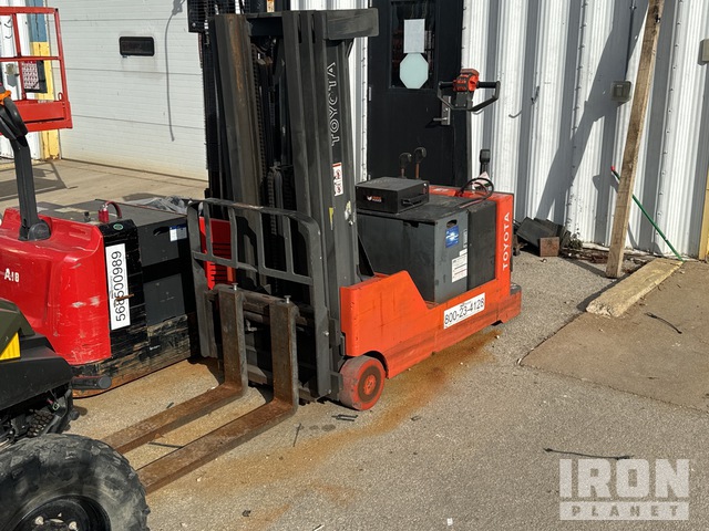 2018 (unverified) Toyota 6BWC20 3750 lb Electric Stacker in St. Louis ...