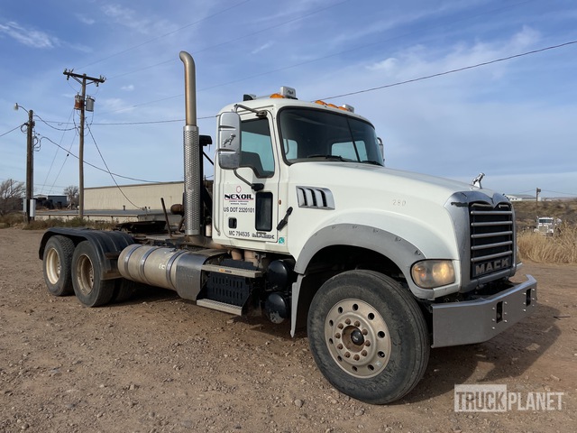 2011 Mack GU713 6x4 T/A Day Cab Truck Tractor in Borger, Texas, United ...
