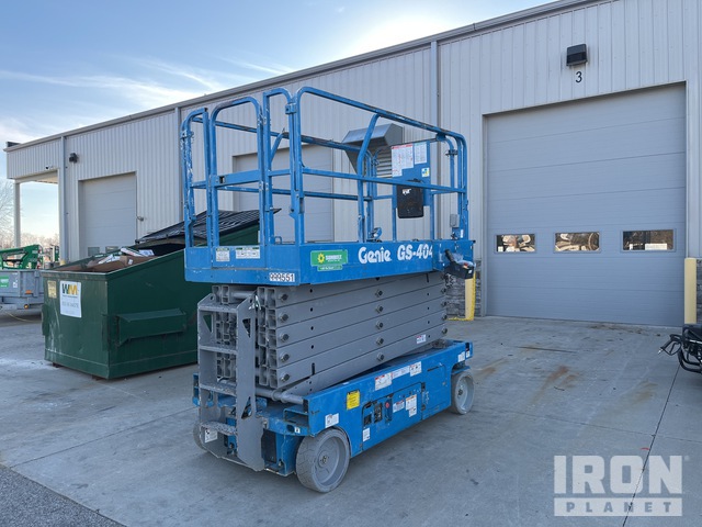2016 Genie GS4047 Electric Scissor Lift in Lebanon, Illinois, United ...