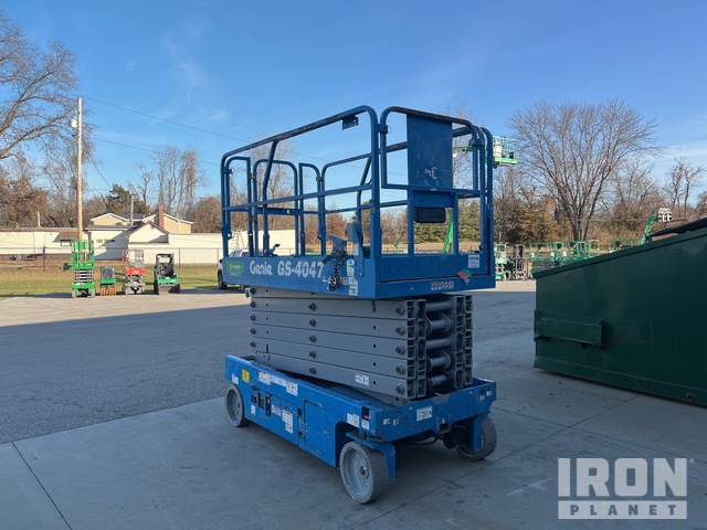 2016 Genie GS4047 Electric Scissor Lift in Lebanon, Illinois, United ...