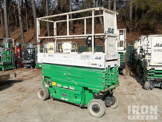 2015 JLG 2632ES Electric Scissor Lift in Mooresville, North Carolina ...