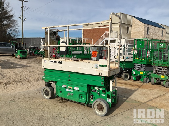 2015 JLG 2032ES Electric Scissor Lift in Fayetteville, North Carolina ...