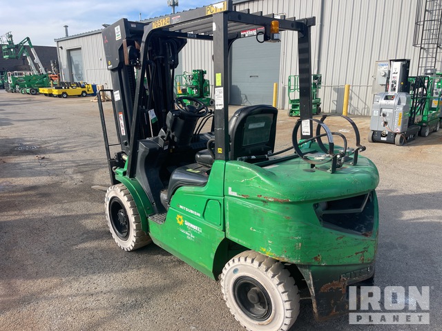 2015 Mitsubishi FG30N 4200 lb Pneumatic Tire Forklift in Chicago ...