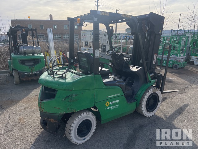 2015 Mitsubishi FG30N 4200 lb Pneumatic Tire Forklift in Chicago ...