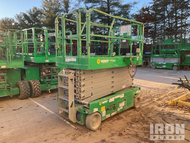 2017 Genie GS4047 Electric Scissor Lift in Laurel, Maryland, United ...