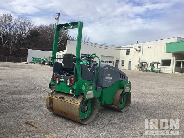 2016 Hamm HD12VV Double Drum Roller in Jefferson City, Missouri, United ...