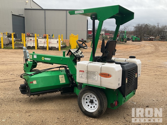 2016 Lay-Mor SM300 Self-Propelled Broom in Selma, Texas, United States ...
