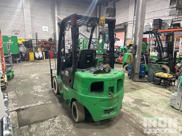2015 Yale GTP050LXNDAE087 4750 lb Pneumatic Tire Forklift in Bronx, New ...