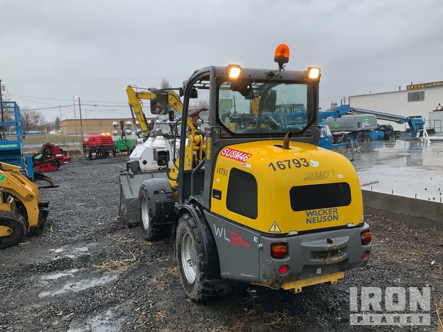 2015 Wacker Neuson WL34 Wheel Loader in Klamath Falls, Oregon, United ...