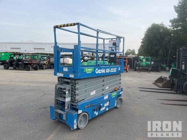 2013 Genie GS3232 Electric Scissor Lift in Livermore, California ...