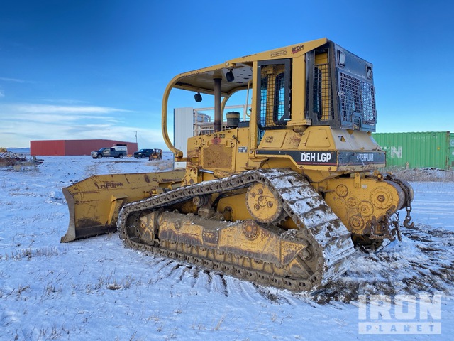1995 Cat D5H LGP Crawler Dozer in MD Willow Creek, Alberta, Canada ...