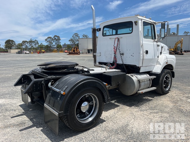 1995 Ford L8000 4x2 Day Cab Prime Mover in Brisbane, Queensland ...