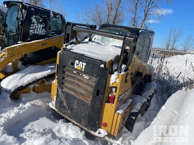 2019 Cat 242D Skid Steer Loader in Green Bay, Wisconsin, United States ...