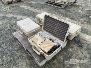 Surplus (4) Iris Technology Spaces II Solar Portable Communications ...