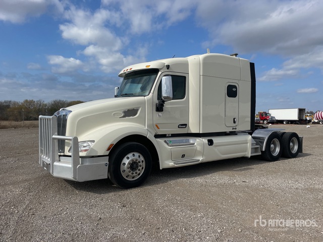 2017 Peterbilt 579 6x4 T/A Sleeper Truck Tractor | Ritchie Bros ...