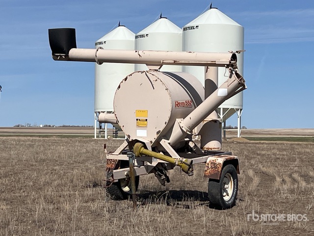 REM 552 Grain Vac | Ritchie Bros. Auctioneers
