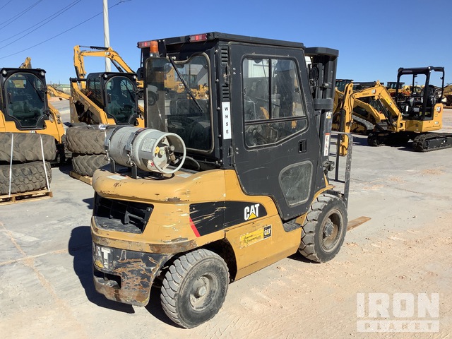 2018 Cat GP30N 5400 lb Pneumatic Tire Forklift in Odessa, Texas, United ...