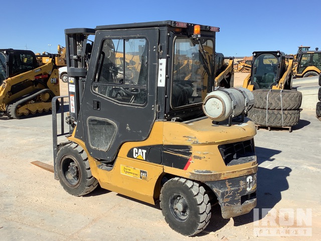 2018 Cat GP30N 5400 lb Pneumatic Tire Forklift in Odessa, Texas, United ...