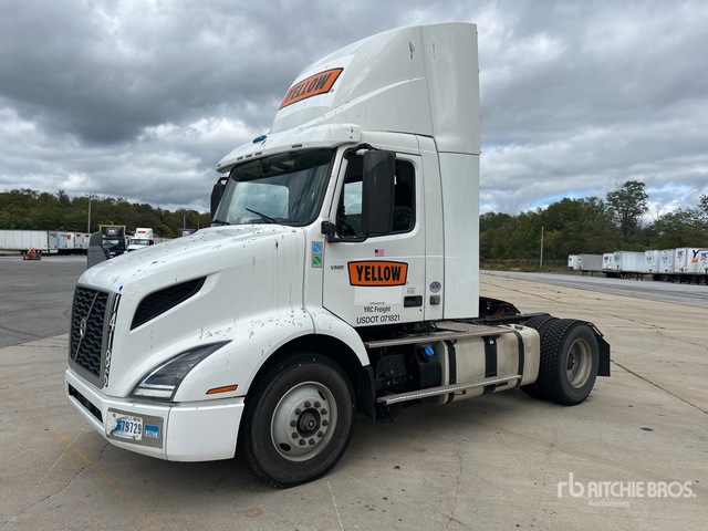 2019 Volvo VNR 4x2 S/A Day Cab Truck Tractor | Ritchie Bros. Auctioneers
