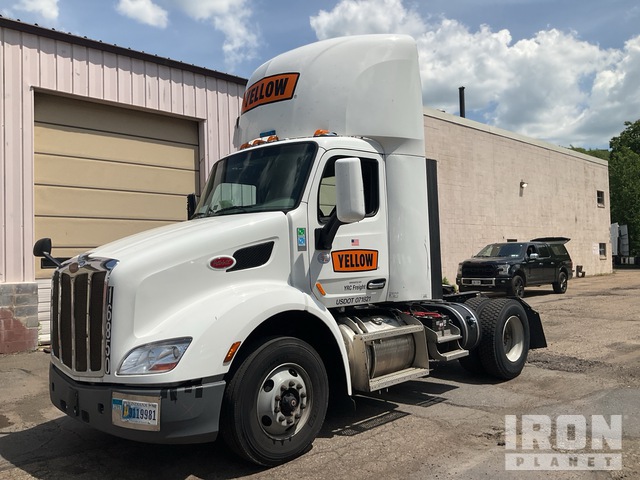 2022 Peterbilt 579 4x2 S/A Day Cab Truck Tractor | Ritchie Bros ...