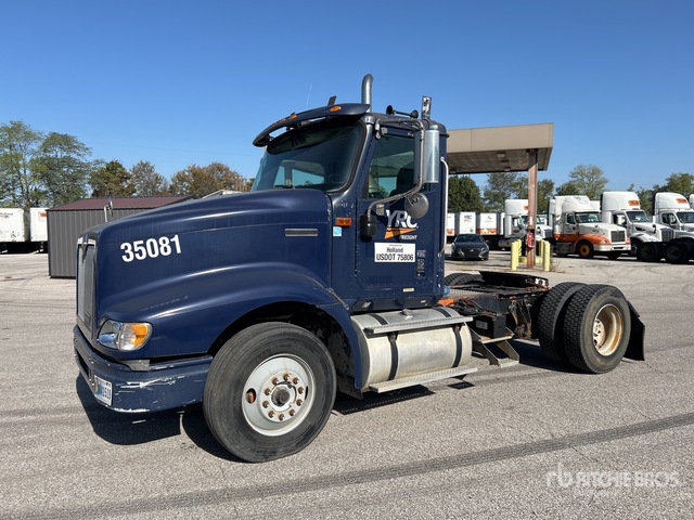 2005 International 9400i 4x2 S/A Day Cab Truck Tractor | Ritchie Bros ...