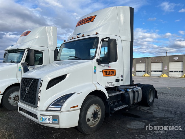 2022 Volvo VNR300 4x2 S/A Day Cab Truck Tractor (Inoperable) | Ritchie ...