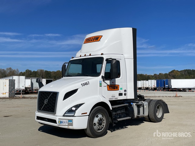 2023 Volvo VNR 4x2 S/A Day Cab Truck Tractor | Ritchie Bros. Auctioneers