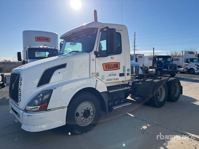 2010 Volvo VNL 6x4 T/A Day Cab Truck Tractor | Ritchie Bros. Auctioneers