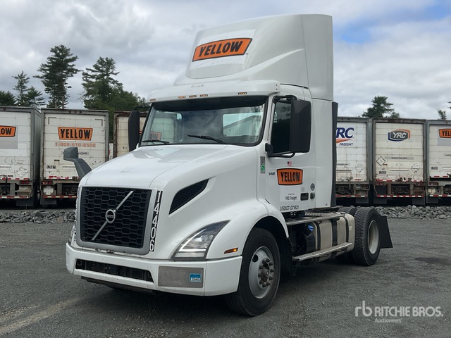 2019 Volvo VNR 4x2 S/A Day Cab Truck Tractor | Ritchie Bros. Auctioneers