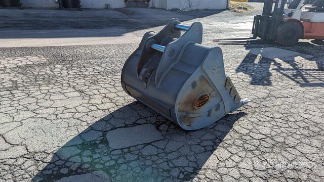 Strickland BT-21W04803160E 48 in Excavator Bucket - Fits Case CX160 in ...