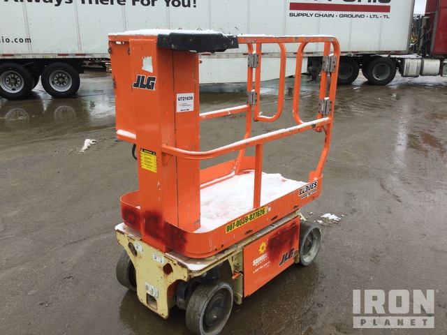 2016 JLG 1230ES Electric Vertical Mast Lift in CLEVELAND, Ohio, United ...