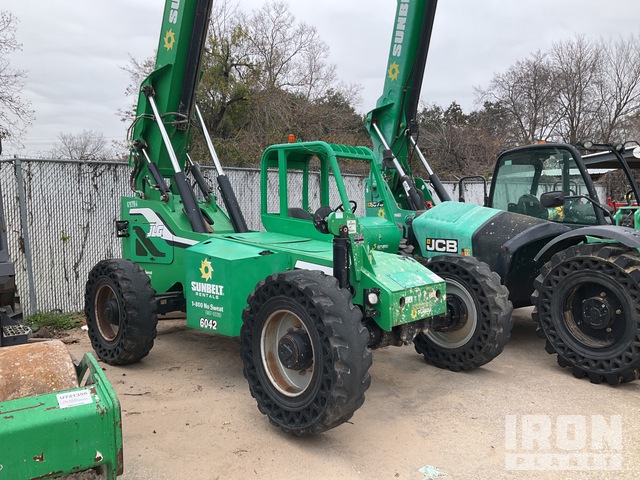 2015 SkyTrak 6042 Telehandler in Houston, Texas, United States ...