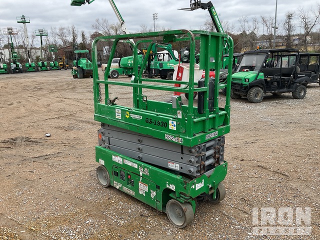 2014 Genie GS-1930 Electric Scissor Lift in Flowood, Mississippi ...