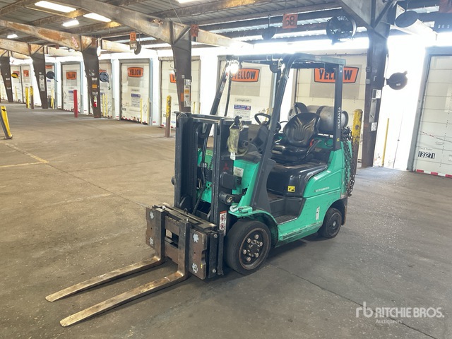 2021 Mitsubishi FGC25N4 5000 lb Caretilla de Ruedas de Macizas ...