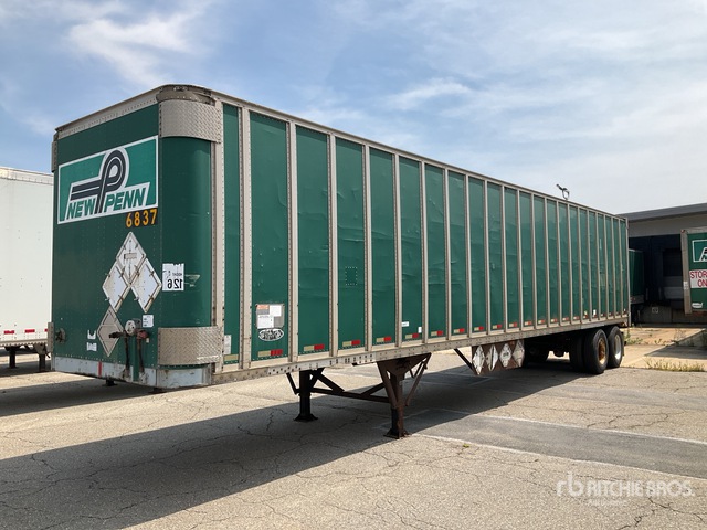 2000 Strick 45 ft x 96 in T/A Van Trailer | Ritchie Bros. Auctioneers