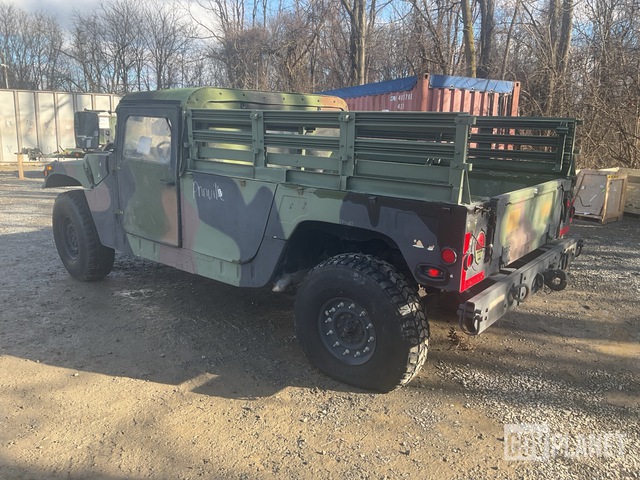 Surplus 1987 AM General M1097 HMMWV 2 Door Soft Top w/Truck Body in ...